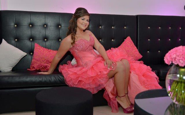 Gabriella Carvalho Tinoco teve um dia de princesa com uma festa rosa ...