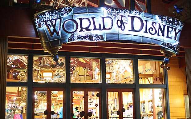 Conheça os detalhes da World of Disney: a maior loja da Disney do mundo ...