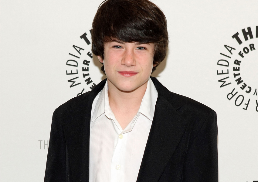 A evolução de Dylan Minnette em 9 fotos | Capricho